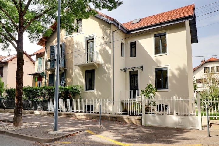 Maison Rénovée Coeur De Chambéry - Chambéry
