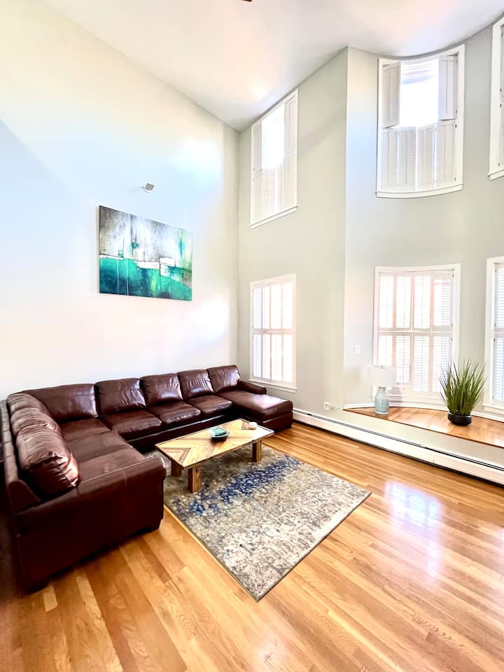 Brownstone Townhouse In Fenway - Boston, MA