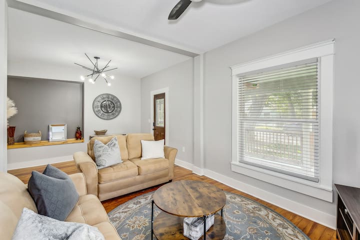 Green House - Relax And Energize - Wichita, KS