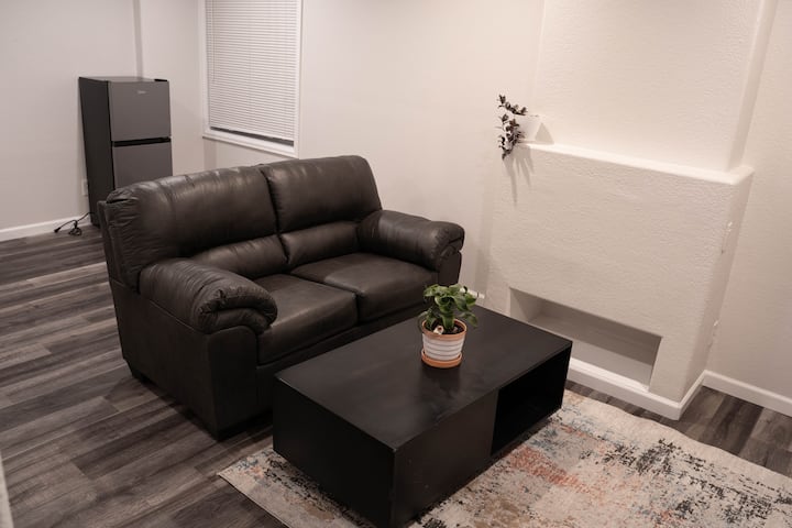 Private Basement With A Full Bath - Aurora, CO