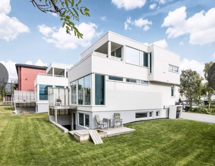 Sentralt Beliggende Hus - Tromsø