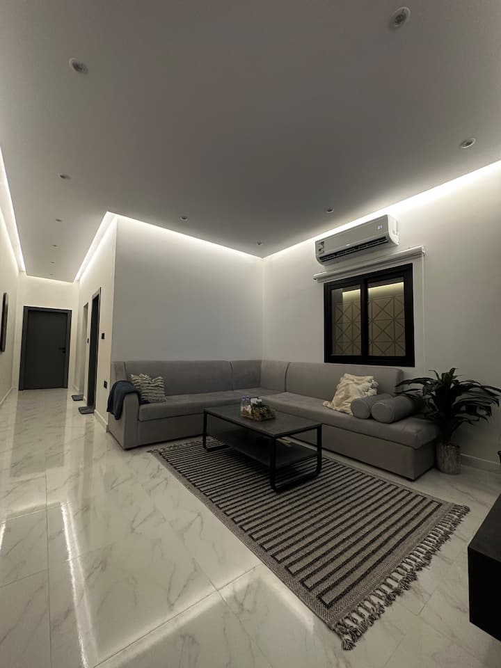 Elegant 1br Apartment With Smart Entry - Riad