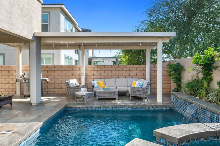 Charming Desert Oasis. 4-br, Pool, Jacuzzi, Arcade - Coachella, CA