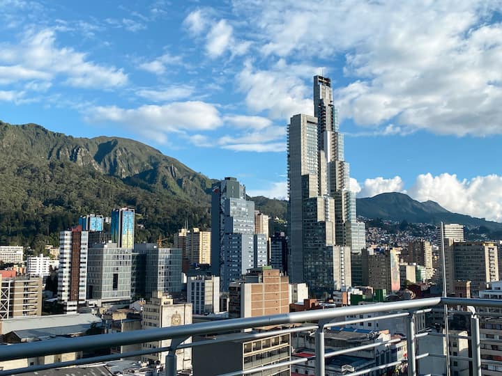 Moderno Condominio Con Gran Vista - Centro Int. - Bogota