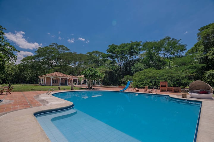 Hermosa Finca Campestre - Colombia