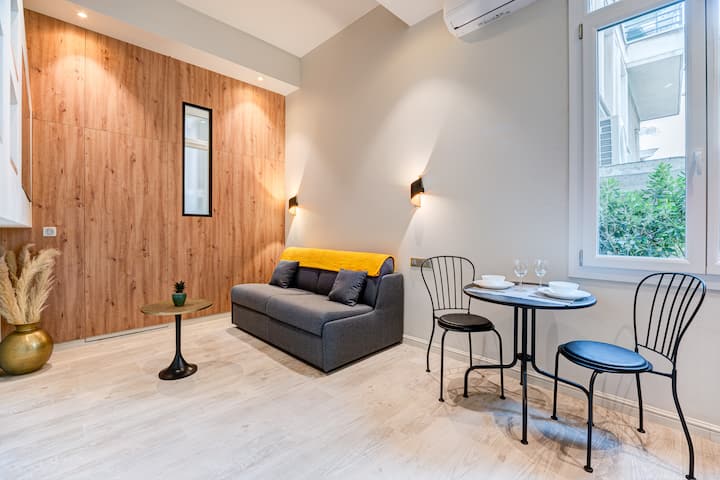 New / Magnifique Studio/carré D'or/400m De La Mer - ニース