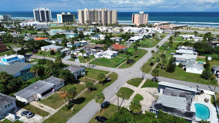 Cottage By The Sea! - Daytona Beach, FL