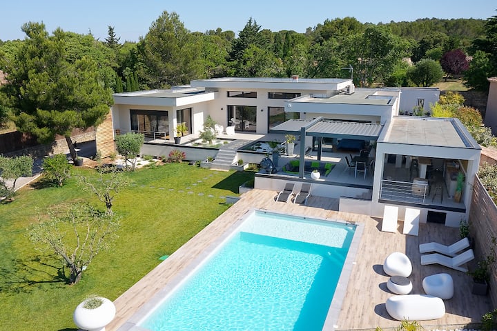 Maison D'architecte Piscine Uzès By Flb Immobilier - Uzès
