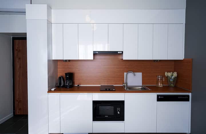 Spacious Sunnyside Studio - Şişli