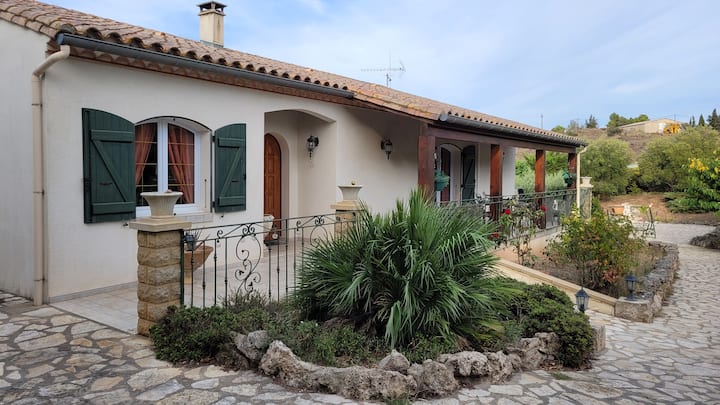 Villa A Louer - Lagrasse