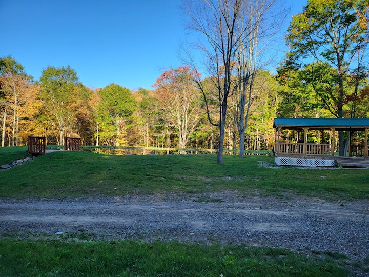Cabin 6 Pond View No Electric - Alfred University, Alfred