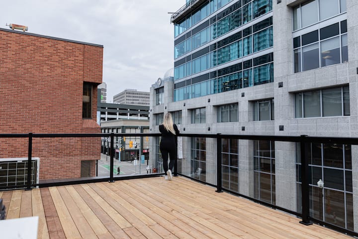 Trendy Studio With Balcony Prime Location! - Waterloo, Ontàrio, Canadà