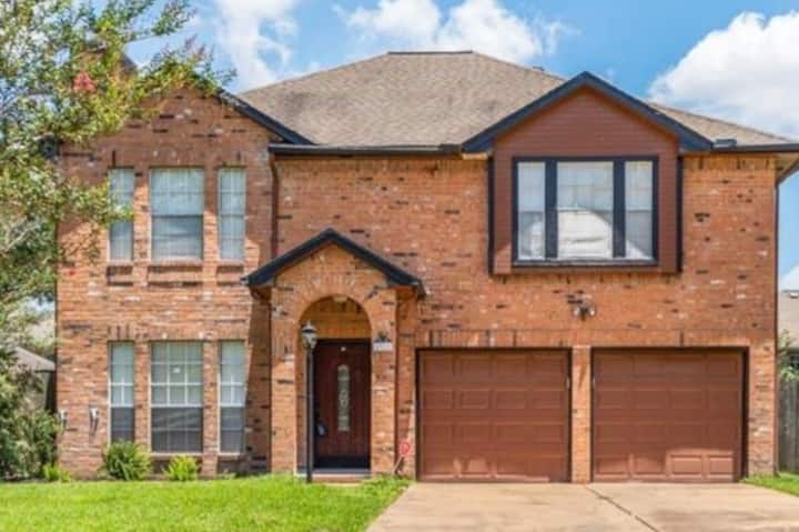 Inviting Home In Sugar Land, Texas - Sugar Land, TX