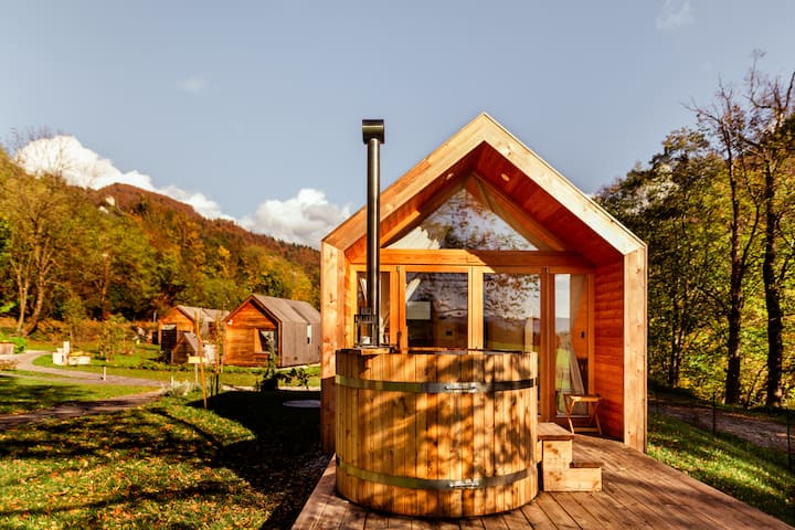 Počitniška Hiška S Savno In Leseno Kadjo - Slovenia