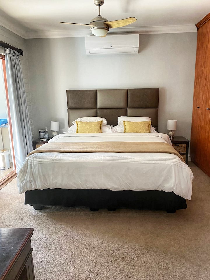 Garden Route Dawn View Family Suite - 喬治