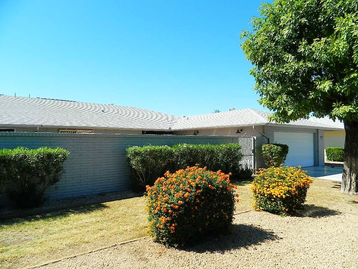 Sun City West Premium Home 2 Bd. - Surprise, AZ