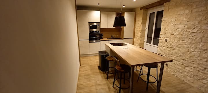 Maison De Ville Avec Jardin - Châteauroux