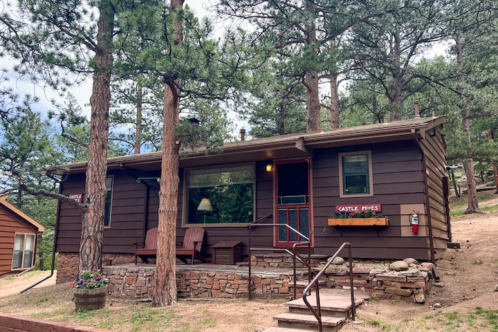 Castle Pines - Private Hot Tub Cabin - Estes Park, CO
