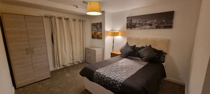Paramount Nest 39 - Swindon