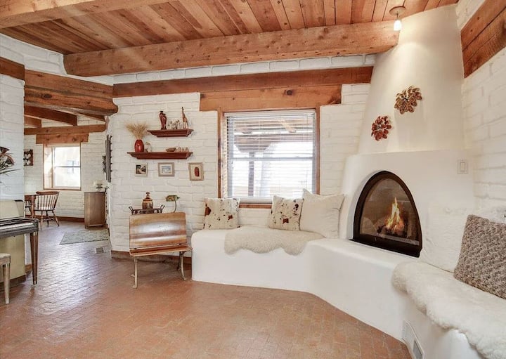 Authentic Santa Fe Style Adobe Beauty - Rio Rancho, NM