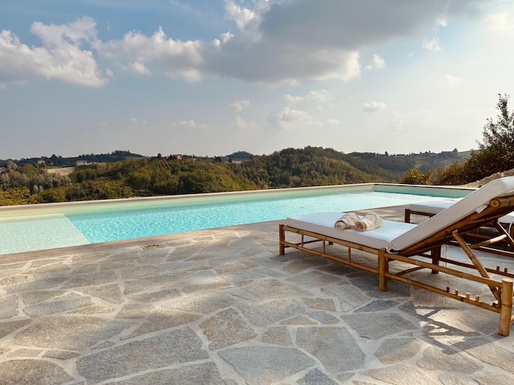 Villa Bellina -Autentisk, Flott Utsikt Og Basseng - Asti