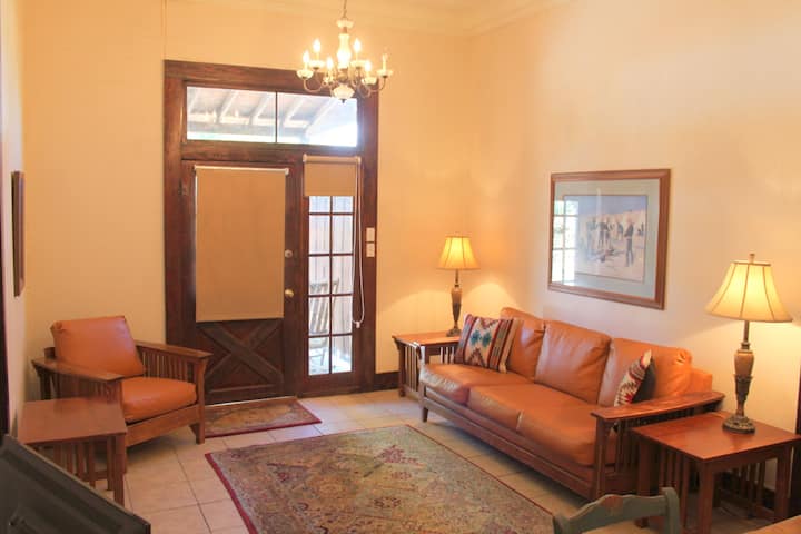 Hotel Limpia - Orchard 2 Bedroom - Fort Davis, TX
