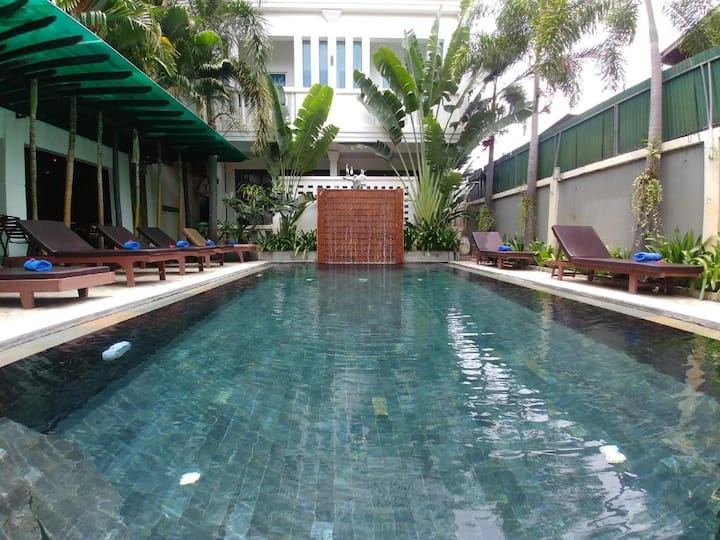 Centre 3 Private Bedrooms 6pax Including Breakfast - Cambodia