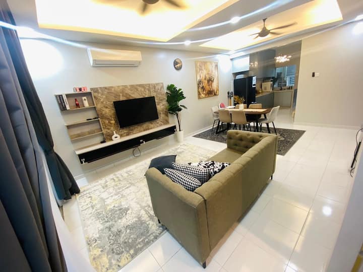 Haira Homestay | Tg Puteri Resort | Tg Langsat - Changi
