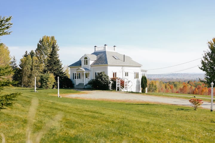 Le St-pierre, Magnifique Vue Sur Le Memphrémagog ! - Magog