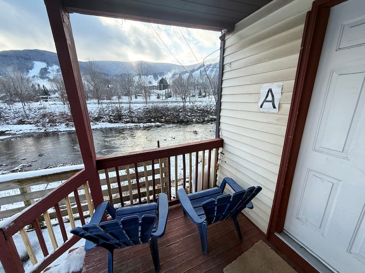 Breath Taking View Apt At Base Of Hunter Mountain! - Hunter Mountain, NY