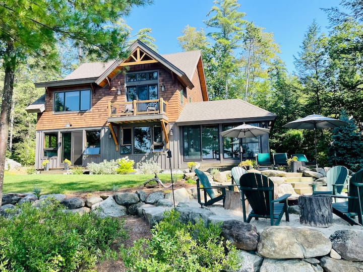 New! Wolfeboro Sandy Shores Lakefront Escape - Wolfeboro, NH