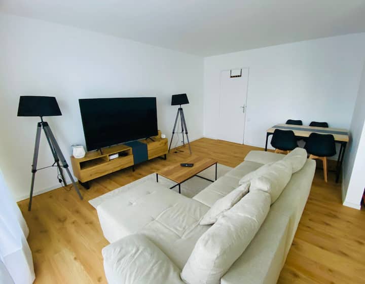 Appartement Central Et Confort - ibis Cergy Pontoise Le Port