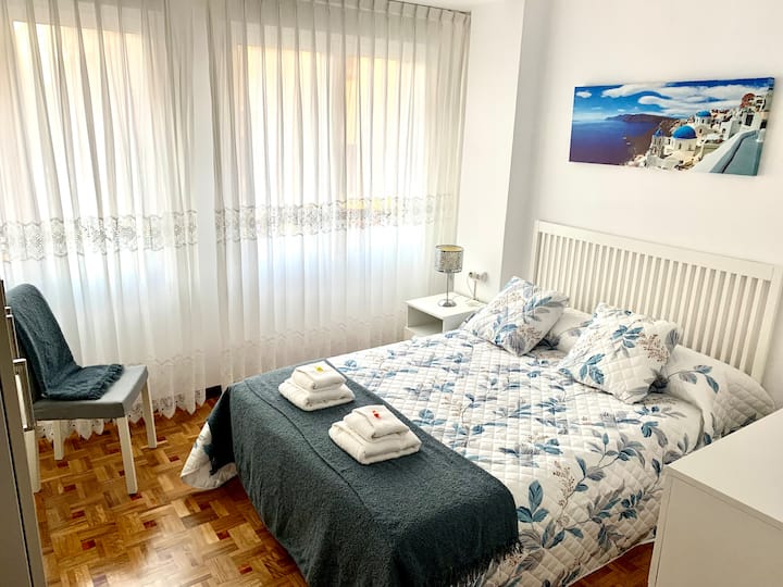 Apartamento Alsas. Con Parking - Gijón