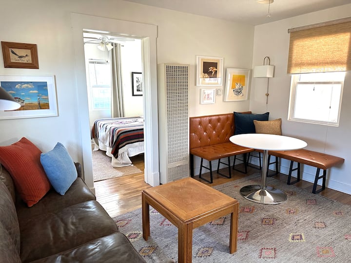 Gorgeous Caseta Centrally Located - Albuquerque, NM