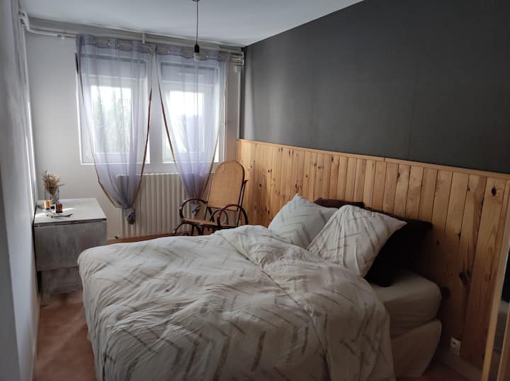 Logement Autonome Pour 2 Personnes Au Rdc - Guéret