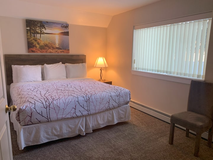 March Break Skier Heaven For 4 - Summit County, CO