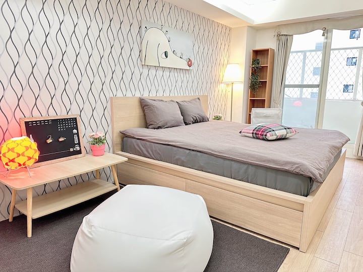 無印簡約 -Taipeimainstation台北車站西門町步行 陽台洗衣機+雙人床加大Queen - 다퉁 구