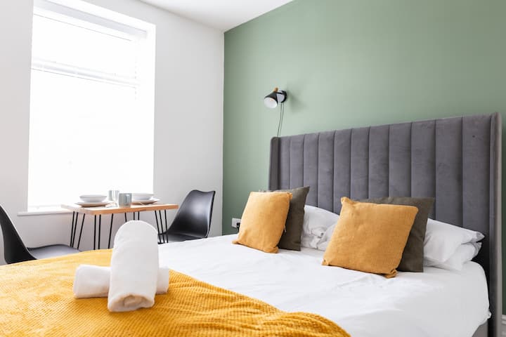 Bay City Studio Apartments In Cardiff - Vale of Glamorgan
