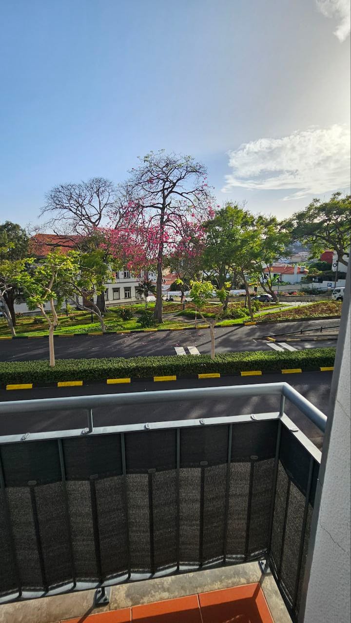 Serenity Apartment - Free Parking - Caniço