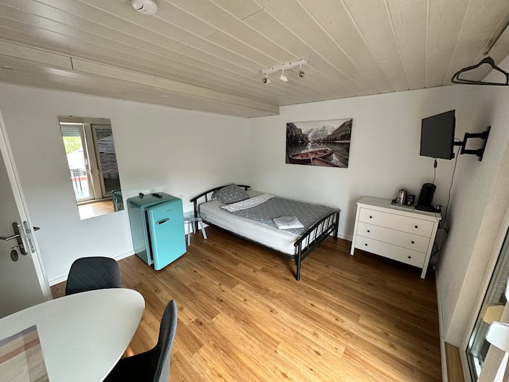 Privatzimmer Mit Eigenem Bad U. Gemeinschaftsküche - Heilbronn