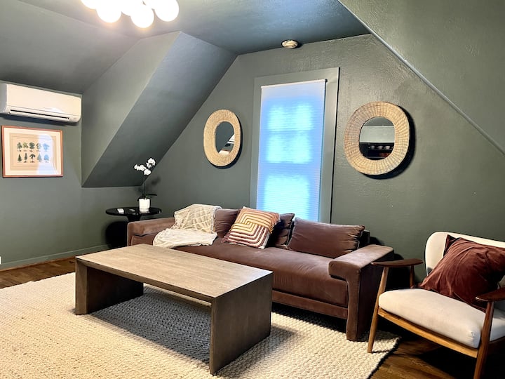 Oaklawn/lemmon Bunkhouse - Dallas, TX