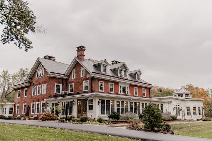 Smokehouse Cottage Breakfast - Marietta, PA