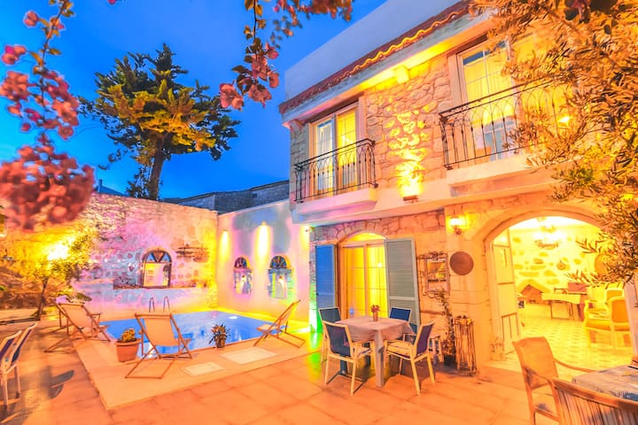 Asmalı Konak Otel Superior Room - Alaçatı
