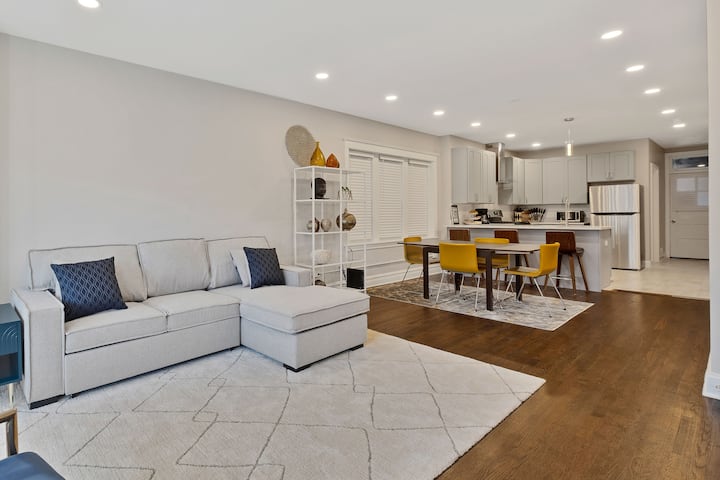 Modern 2br Apartment By Cta & Restaurant District - Chicago