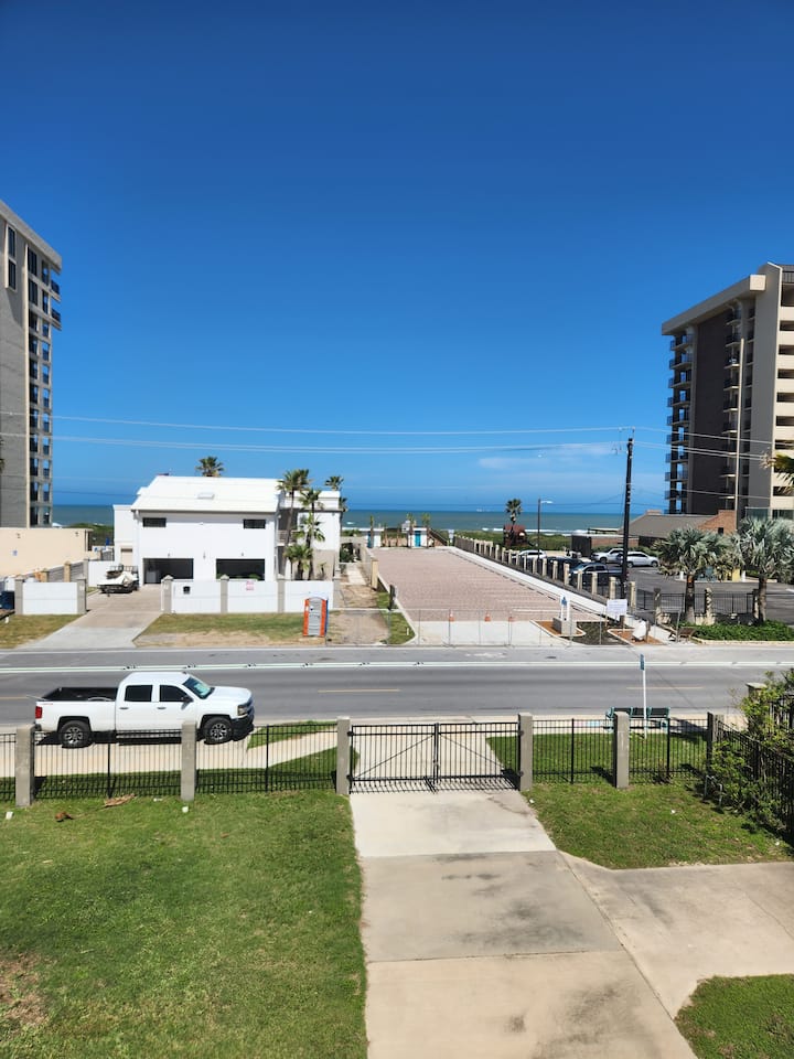 133red Snapper - Home W/ Pickleball & Ocean Views - South Padre Island