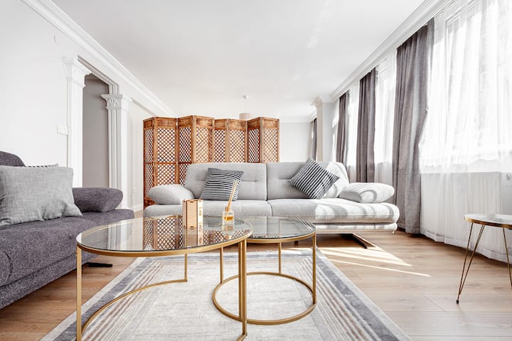 Modern& Spacious 4br-2ba. W/lift-main Street Metro - 伊斯坦堡