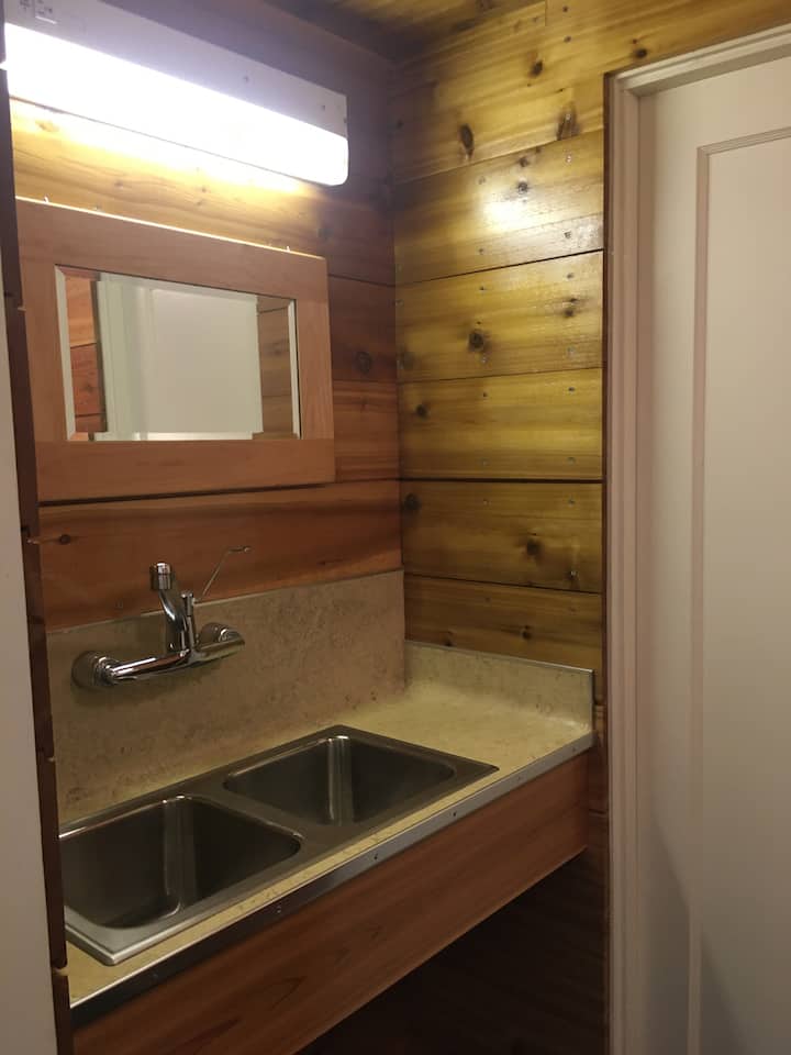 Hidden Gem On Potter - Eugene, OR