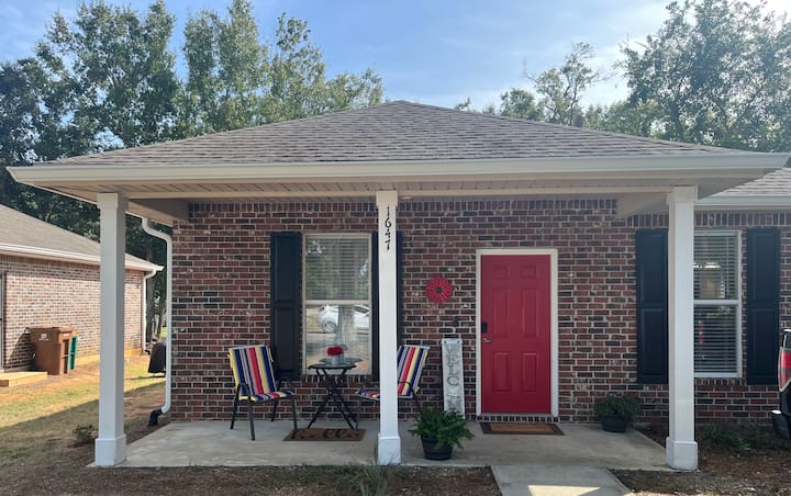 Beautiful Beach Bungalow #2 (Kafb, Va & Big Play) - Biloxi