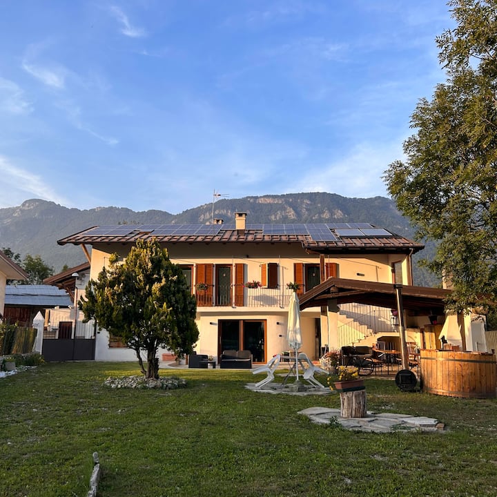 Casa Giraluna: Stanza Sinope - Entracque