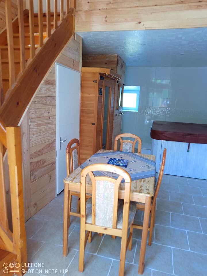 Ancienne Bergerie Avec Spa Et Sauna - Haute-Loire